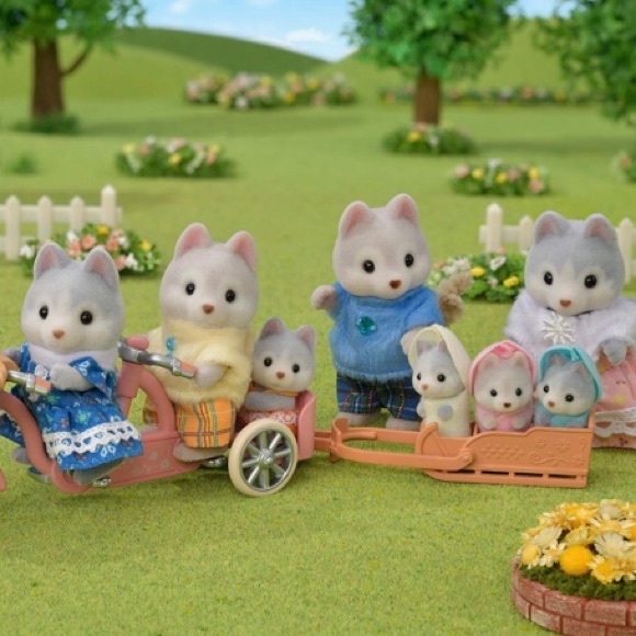 Sylvanian Families | Toys | New Calico Critters Husky Family | Poshmark